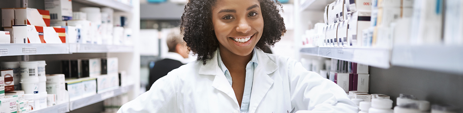 How to Become a Pharmacy Technician | Robertson College