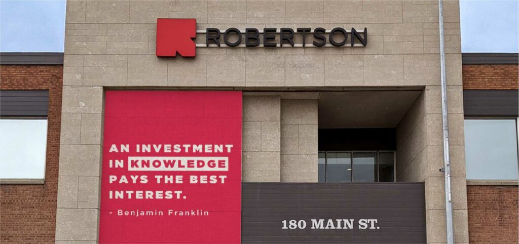 The 13 Best Online Colleges in Canada [2024] | Robertson College